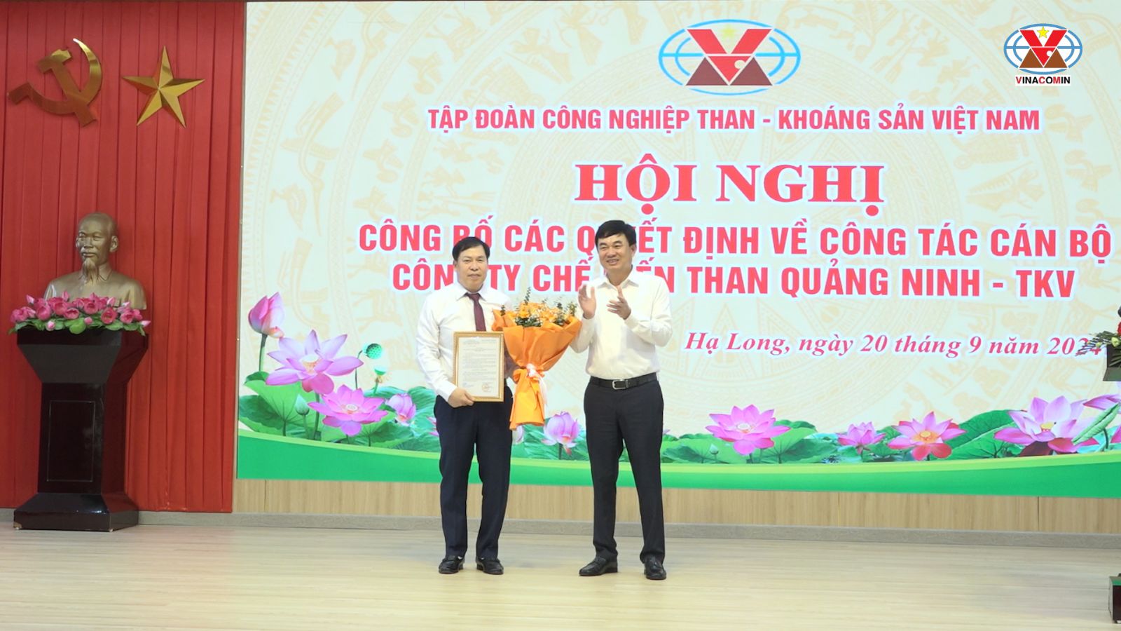 Công bố quyết định bổ nhiệm, chuẩn y Bí thư, Giám đốc Công ty Tuyển than Cửa Ông và Công ty Chế ...